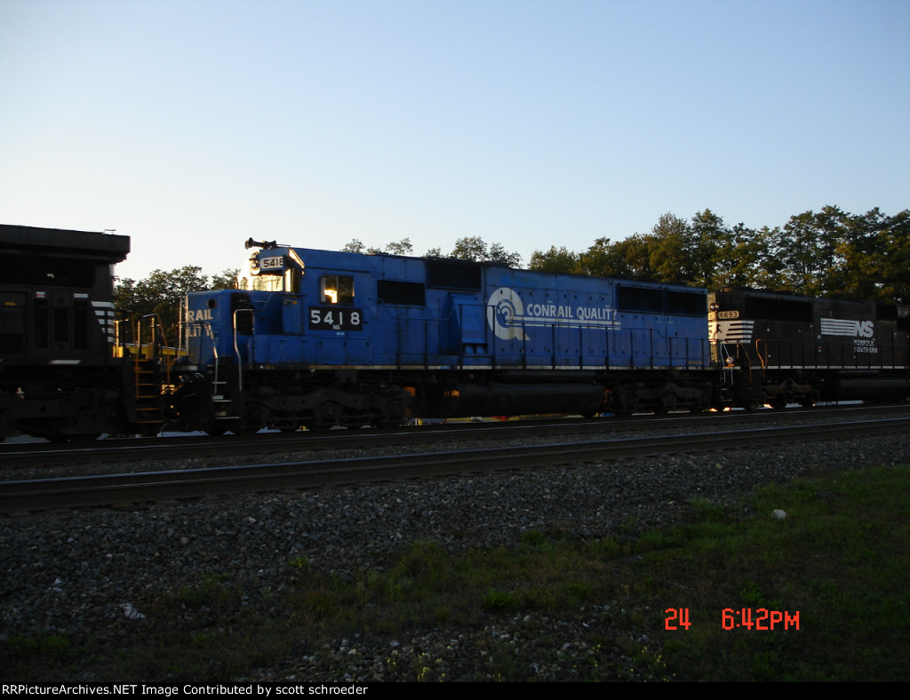 NS 5418 (SD50) & NS 6693 (SD60) head west